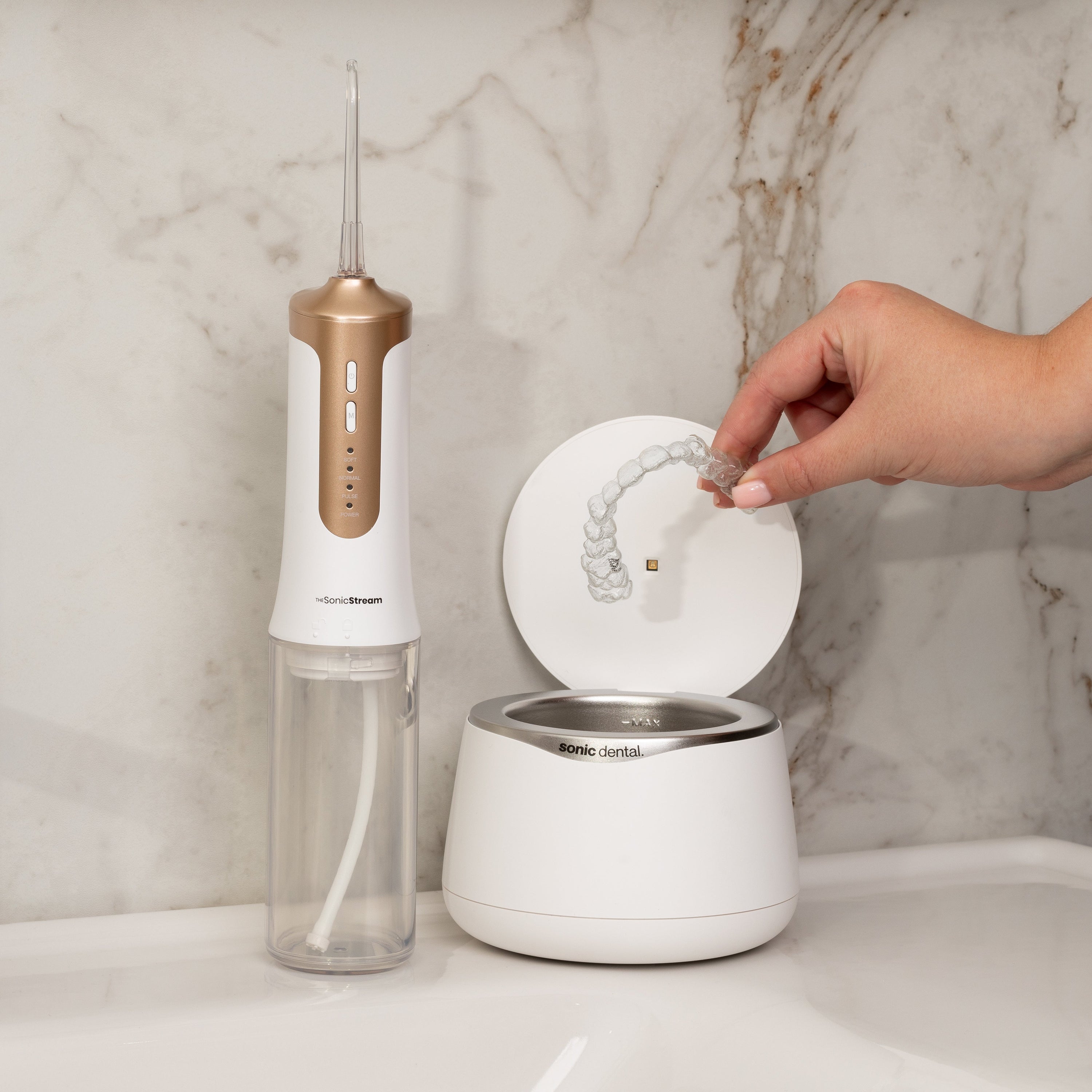 5 Dental Hygiene Mistakes That Damage Retainers & Aligners – Sonic Dental